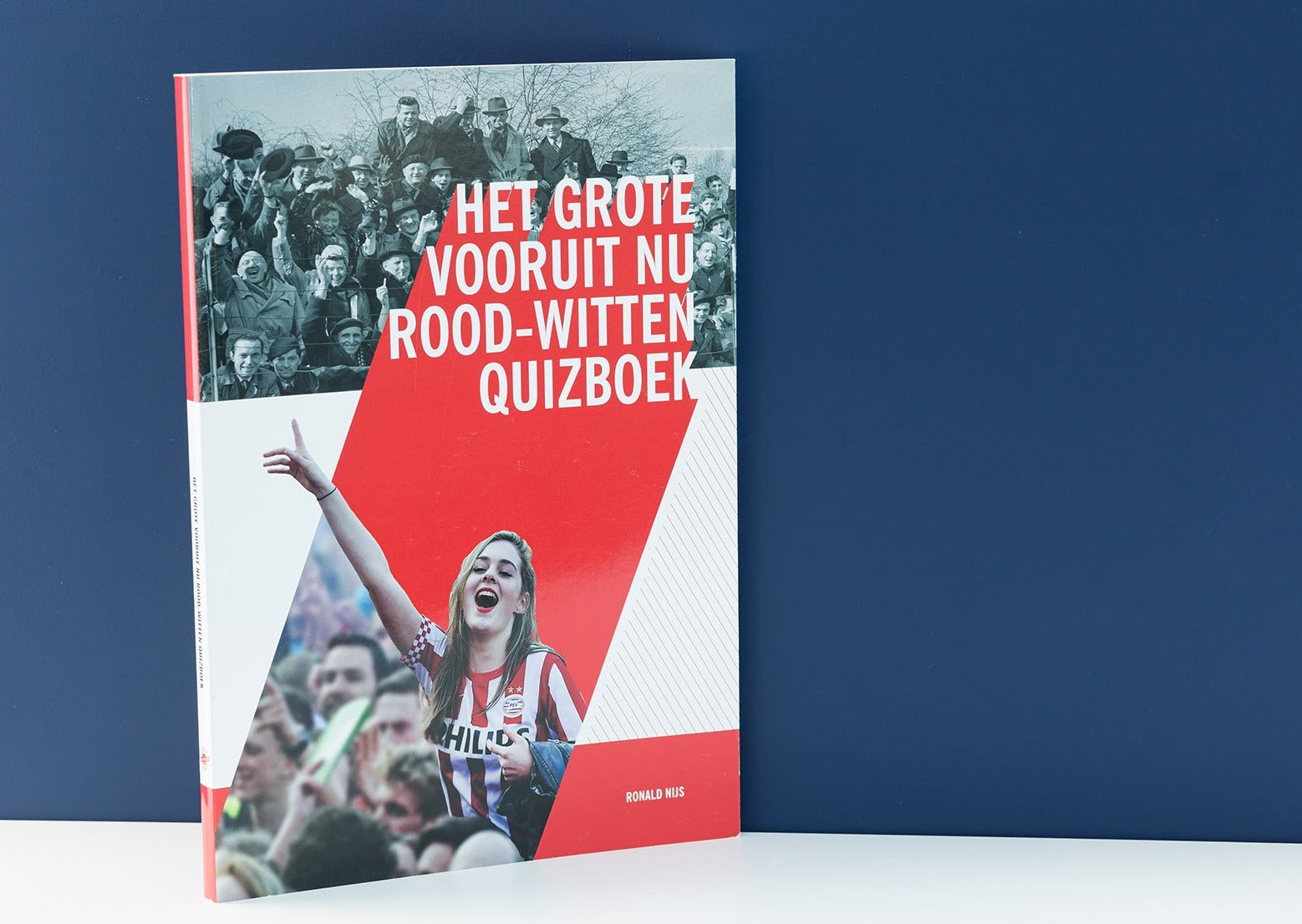 The big forward now red and white (PSV) quiz book – Philips Museum Shop